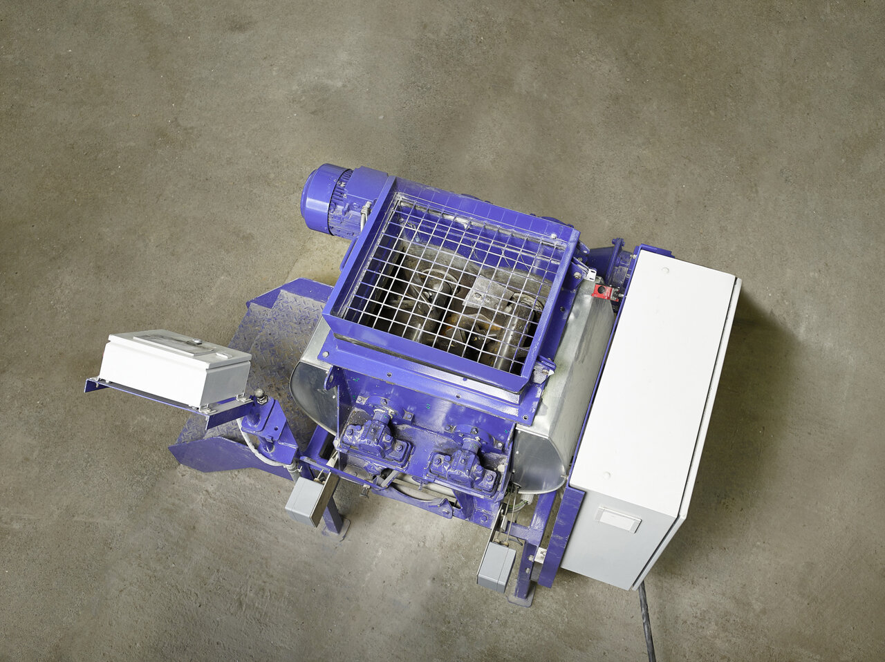 Twin-shaft batch mixer – the benchmark for mixing technology