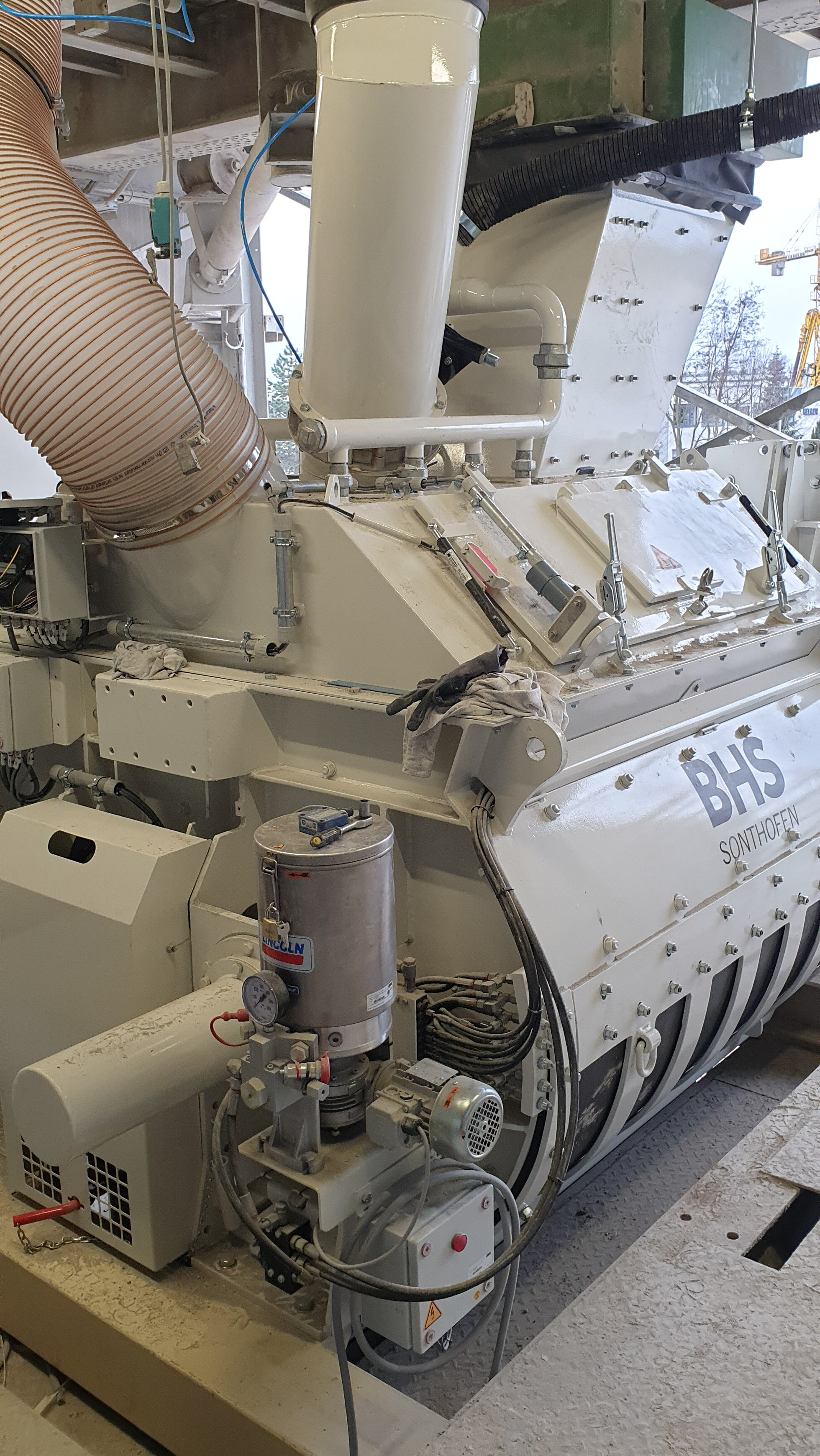 Current information from the Mixing and Crushing division