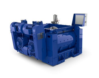 Dry powder batch mixer for mixing dry materials