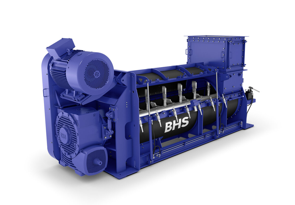 Mixing and crushing technology for producing building materials