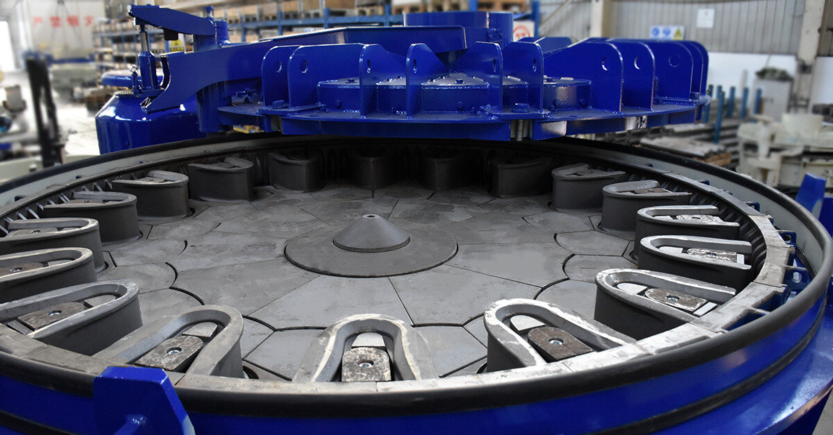 Rotor impact mill (RPM) – sand maker with a vertical shaft