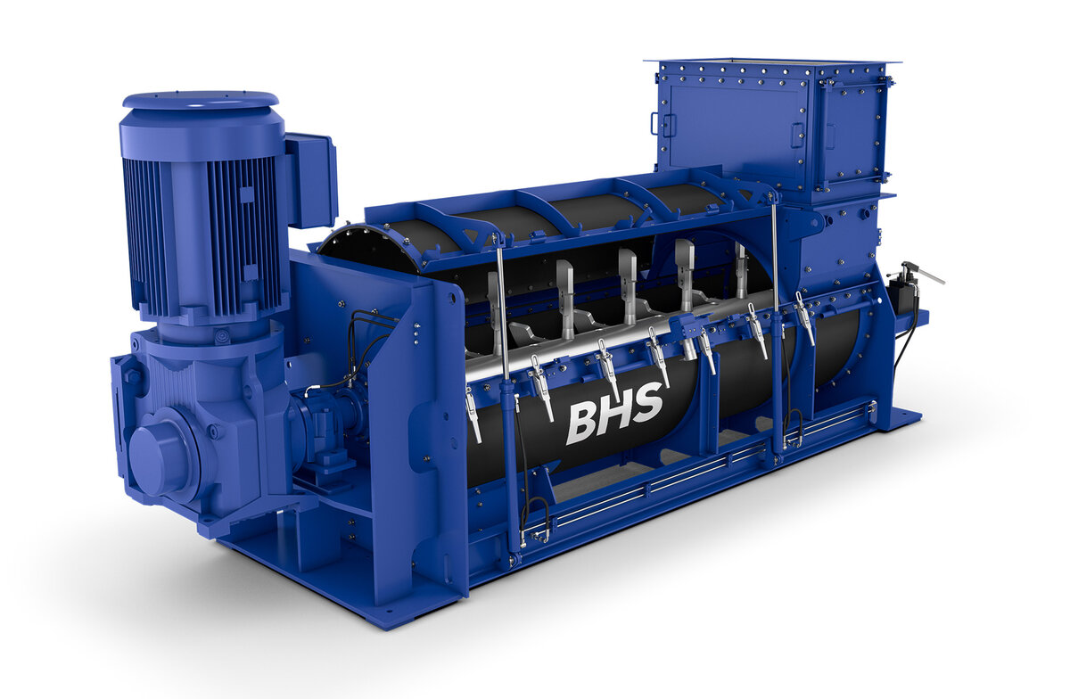 Mixing and crushing technology for producing building materials