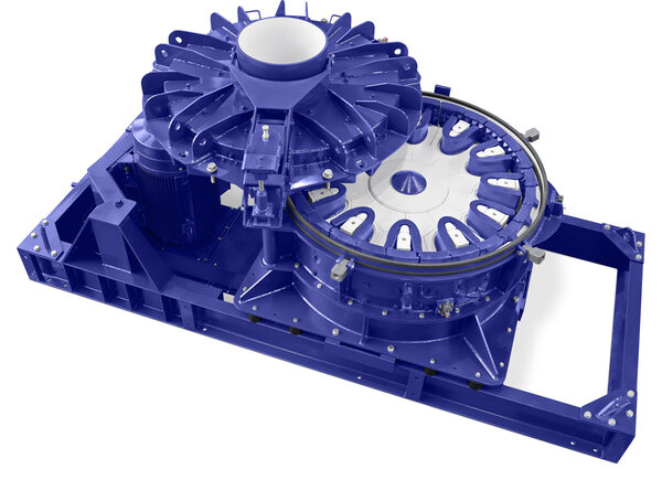 Mixing and crushing technology for producing building materials