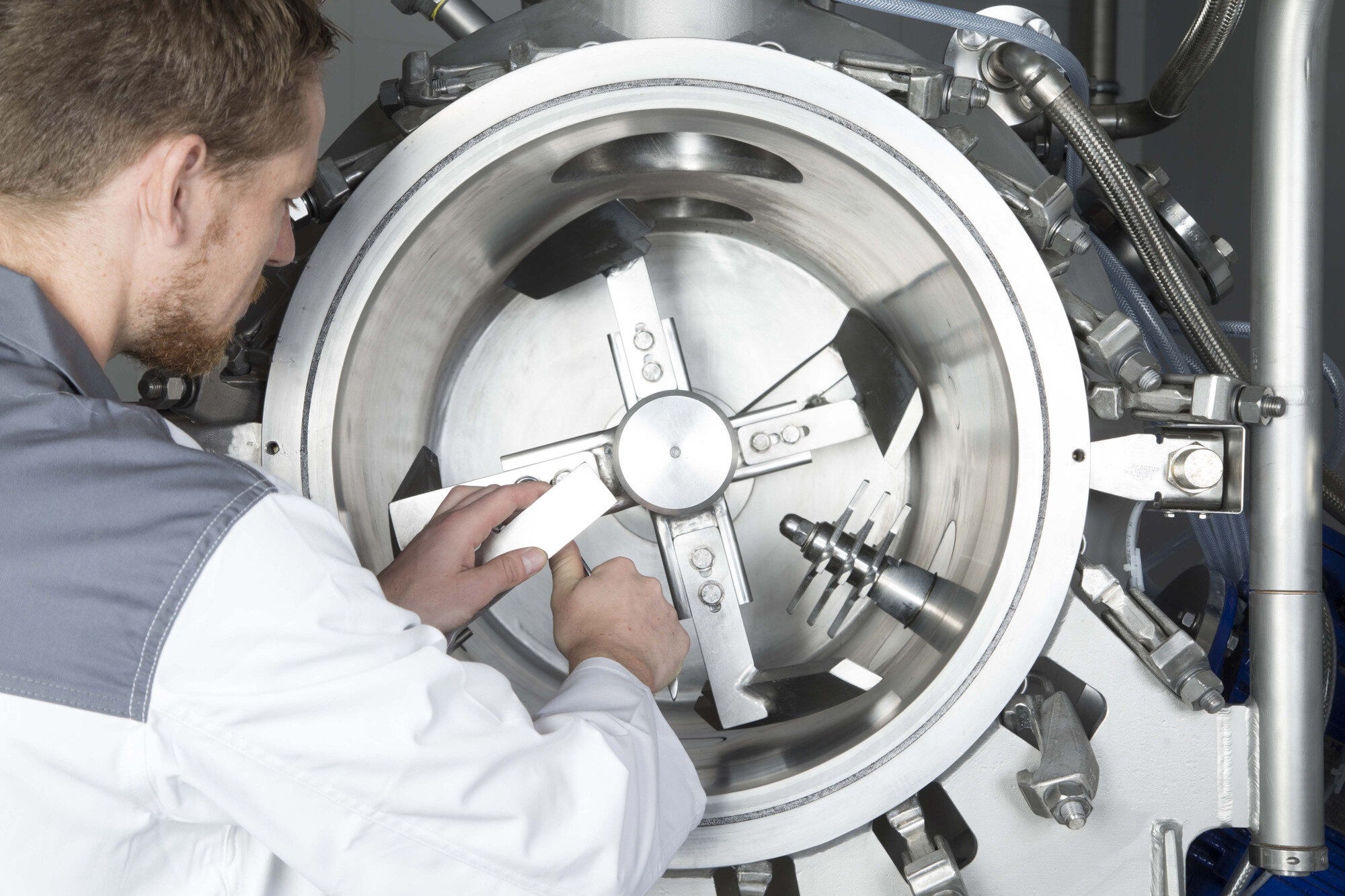 Pilot systems and laboratory equipment for determining plant technology