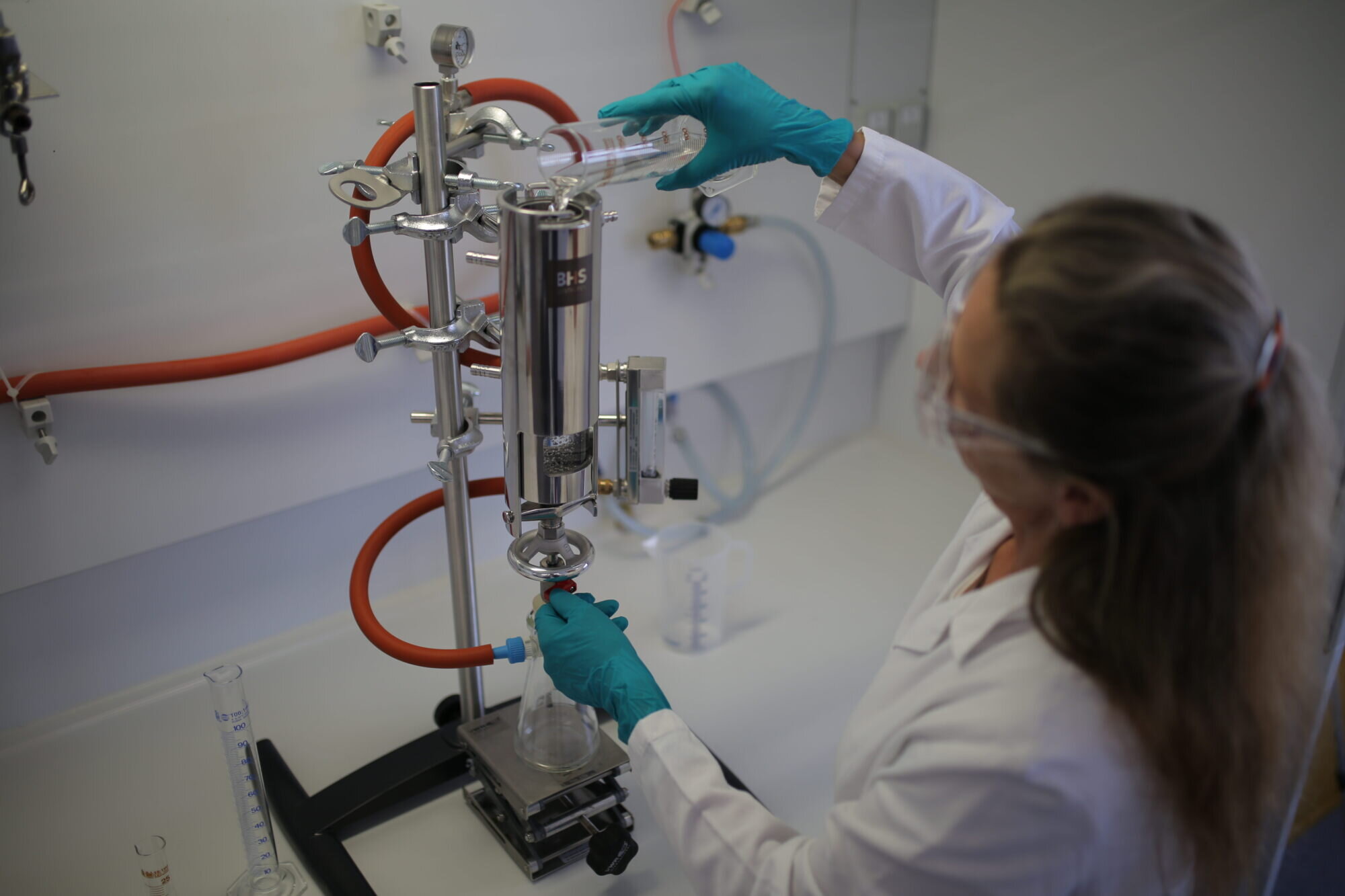 Catalyst recovery - Separation and recovering of solid catalysts