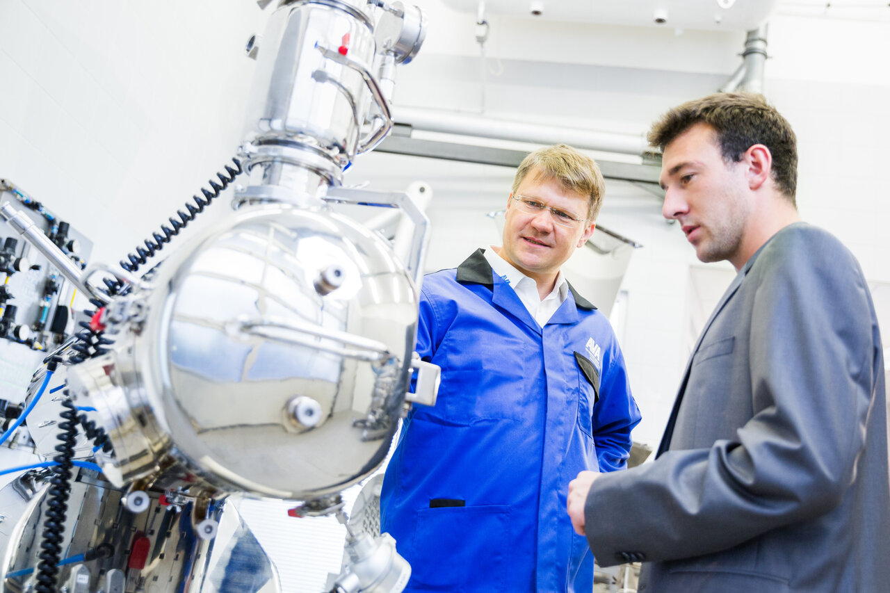 Pilot systems and laboratory equipment for determining plant technology