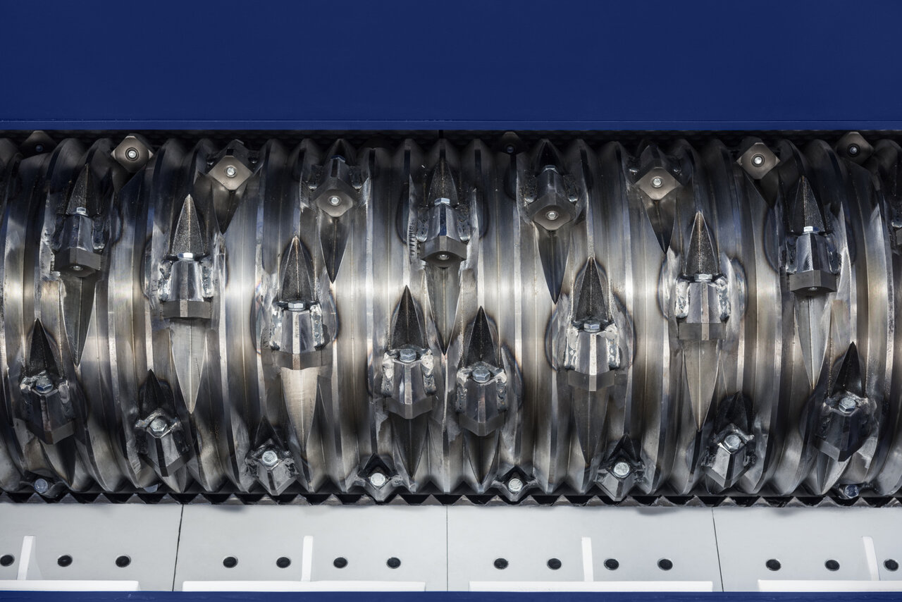 Universal Shredder (NGU) as a high-performance shredder